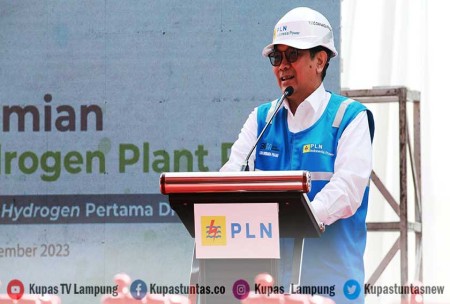 Kupas Tuntas - Terbanyak di Asia Tenggara! PLN Resmikan 21 Unit Green Hydrogen Plant, Mampu ...
