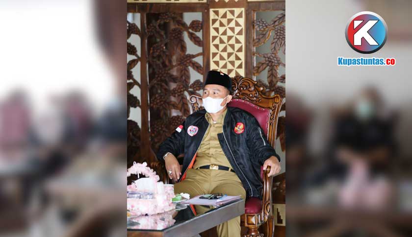 Kupas Tuntas - Bupati Parosil : Kesadaran Masyarakat Buang Sampah pada ... Kupas Tuntas - Bupati Parosil : Kesadaran Masyarakat Buang Sampah pada ...