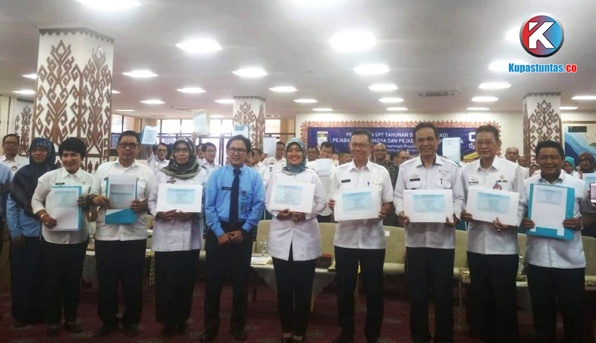 Kupas Tuntas - DJP Apresiasi Pemprov Lampung Dalam Pelaporan SPT Kupas Tuntas - DJP Apresiasi Pemprov Lampung Dalam Pelaporan SPT