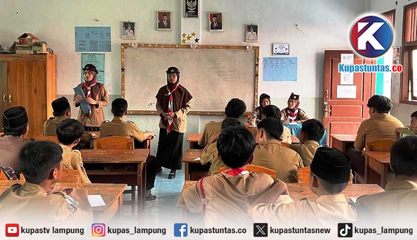 Kupas Tuntas - Keseruan Mahasiswi Unila Maya Belajar Pramuka di Kampus Mengajar