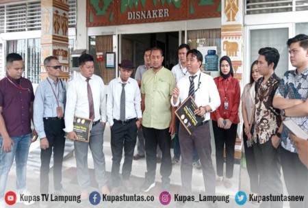 Kupas Tuntas - Diberhentikan Sepihak dan Tanpa Pesangon, Mantan Karyawan BRI Lapor ke Disnaker ...