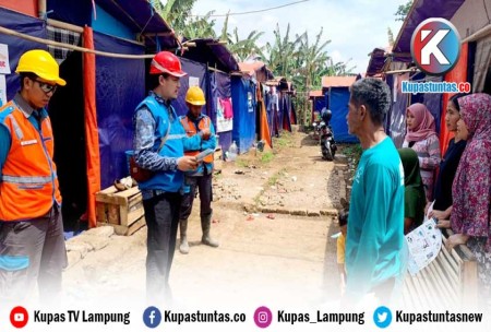 Kupas Tuntas - Dukung Pemulihan Pascagempa Cianjur, PLN Alirkan Penyambungan Listrik Sementara ...