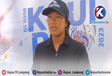 Kupas Tuntas - Hari Keempat WSL Krui Pro, Sejumlah Peselancar Indonesia Gagal Melaju ke Babak 16 ...