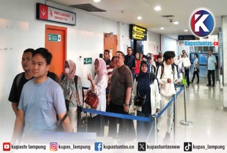 Kupas Tuntas - Jumlah Penumpang Bandara Radin Inten Diprediksi Meningkat 77 Persen Saat Libur ...