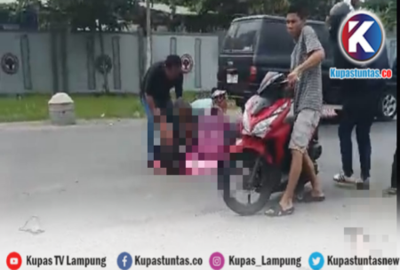 Kupas Tuntas - Kecelakaan Maut Didepan Mapolsek Katibung Lamsel, Pasutri Tewas