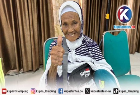 Kupas Tuntas - Kisah Inspiratif Sutiah CJH Lampung Tertua Usia 107 Tahun, Merealisasikan Mimpi ...