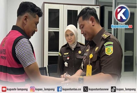 Kupas Tuntas - Mantri Bank di Pringsewu Ditetapkan Tersangka Dugaan Korupsi Penyaluran KUR