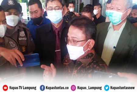 Kupas Tuntas - Mohammad Sofwan Efendi Resmi Ditunjuk Sebagai Plt Rektor Unila