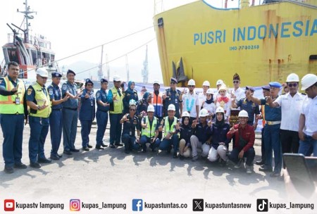 Kupas Tuntas - Pelindo Regional 2 Panjang Bersama KSOP Kelas 1 Panjang Arungi DLKR/DLKP dalam ...