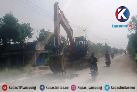 Kupas Tuntas - Pembangunan Jalan Kota Gajah-Sadewa Dianggarkan Rp 99 Miliar, Kadis Bina Marga ...