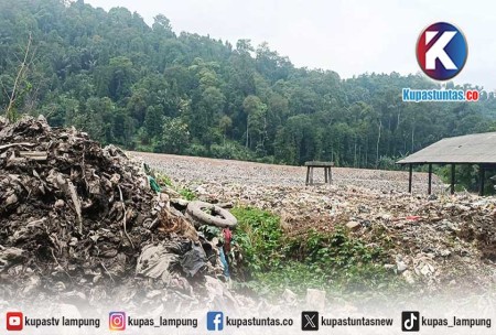 Kupas Tuntas - Sistem Pengelolaan Sampah Controlled Landfill di TPA ...