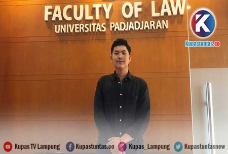 Kupas Tuntas - Tertarik Eksplorasi Budaya Nusantara, Mahasiswa Unila Abror Zaky Ikuti PMM Unpad