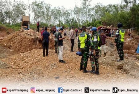 Kupas Tuntas - Tim Gabungan Tertibkan Tambang Emas Ilegal di Way Kanan, Dua Penambang Diamankan