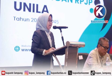 Kupas Tuntas - Unila Gelar FGD Dukung Pencapaian Visi Indonesia Emas 2045