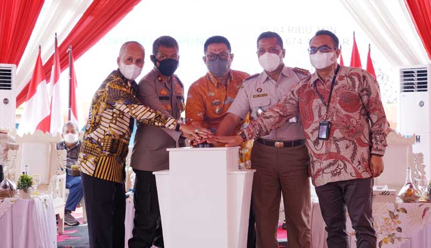 Kupas Tuntas - Penghujung Tahun 2021, PT Pelindo Regional 2 Panjang ... Kupas Tuntas - Penghujung Tahun 2021, PT Pelindo Regional 2 Panjang ...