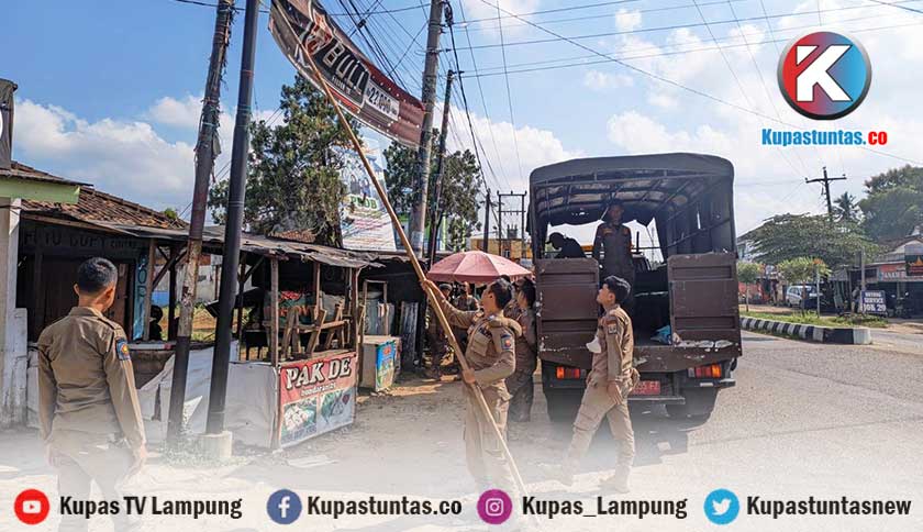 Kupas Tuntas - Rusak Wajah Kota, Satpol PP Copot Puluhan Spanduk di 6 ... Kupas Tuntas - Rusak Wajah Kota, Satpol PP Copot Puluhan Spanduk di 6 ...