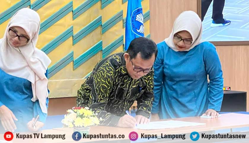 Kupas Tuntas - Unila Tanda Tangani Kontrak Hibah Revitalisasi LPTK Kupas Tuntas - Unila Tanda Tangani Kontrak Hibah Revitalisasi LPTK